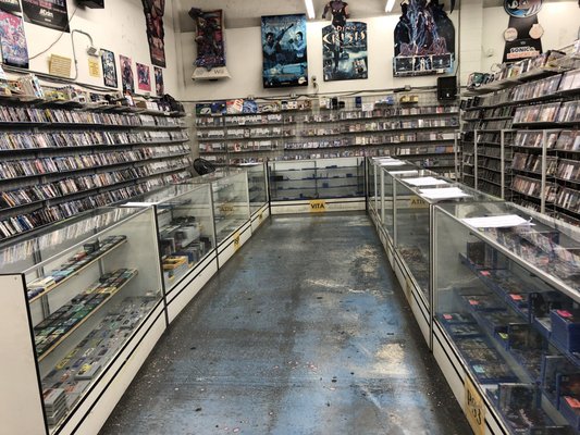 GAME DUDE - 72 Photos & 290 Reviews - Videos & Video Game Rental ...