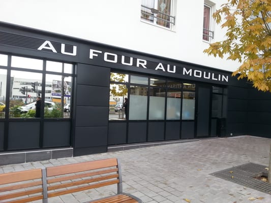 AU FOUR AU MOULIN - Updated May 2024 - 101 avenue de Paris, Massy ...
