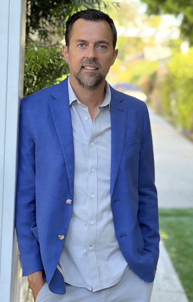 MATT TILLEY - THE BRITISH BLOKE - Updated August 2024 - 11 Photos ...