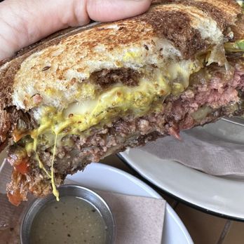 MAPLE LANDING - Updated November 2024 - 572 Photos & 556 Reviews - 5855 ...