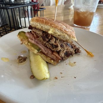 CHOMP - Updated August 2025 - 297 Photos & 346 Reviews - 200 S Main St ...