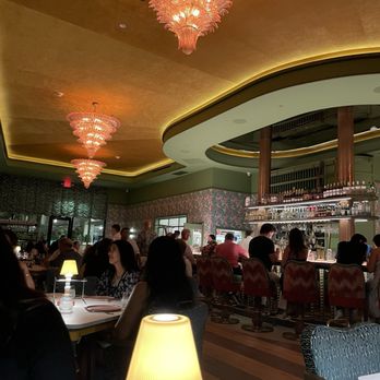 BAR ISSI - Updated September 2025 - 245 Photos & 153 Reviews - 414 N ...