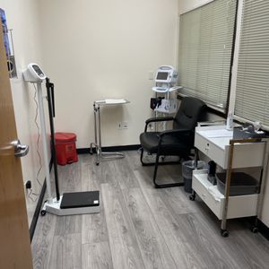 DESERT VIEW HOSPITAL - Updated January 2025 - 61 Reviews (2.1 stars ...