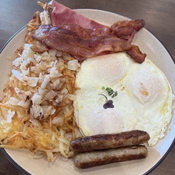 MAPLE SPOT BRUNCH - Updated October 2025 - 42 Photos & 14 Reviews ...