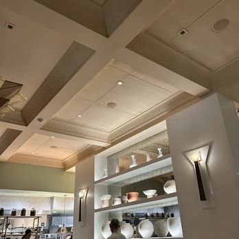 SIFR - Updated April 2025 - 429 Photos & 130 Reviews - 660 N Orleans St ...