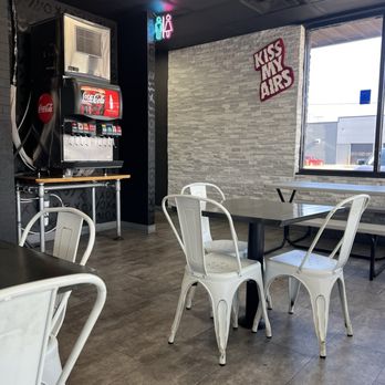 OVERDOSE HOT CHICKEN - Updated December 2025 - 32 Photos & 28 Reviews ...