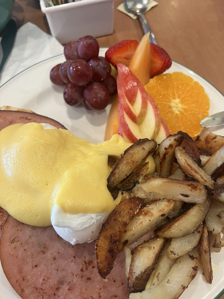 CORA BREAKFAST AND LUNCH - Updated December 2025 - 22 Photos & 27 ...