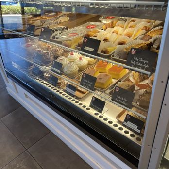 VICKY BAKERY - Updated December 2025 - 134 Photos & 60 Reviews - 4556 S ...