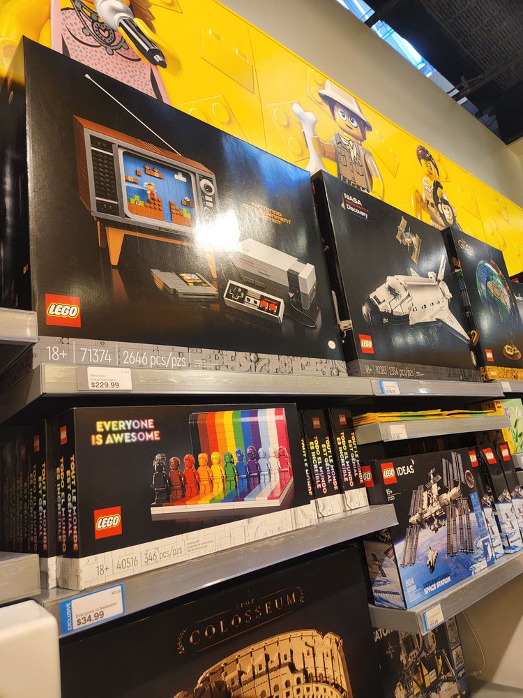 LEGO STORE - 149 Photos & 16 Reviews - 12801 W Sunrise Blvd, Sunrise ...