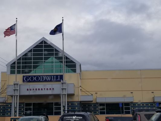 GOODWILL INDUSTRIES OF THE COLUMBIA WILLAMETTE - Updated April 2024 ...