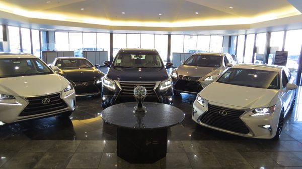 LEXUS OF NORTH HILLS - Updated December 2025 - 17 Photos & 25 Reviews ...