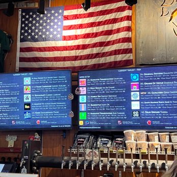 THE RUNNING SHOP AND HOPS - Updated September 2024 - 620 Photos & 304 ...