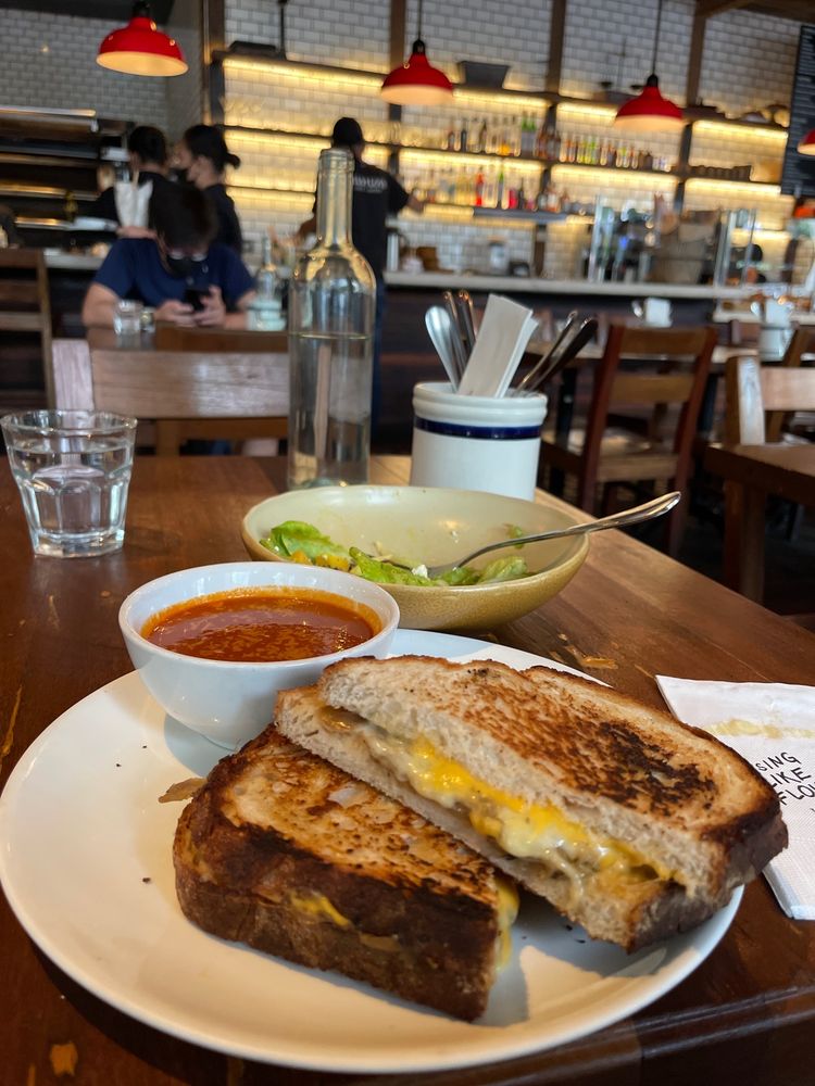 WILDFLOUR CAFÉ + BAKERY - 190 Photos & 88 Reviews - 125 LP Leviste ...