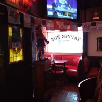 TAPPER PUB - Updated February 2025 - 32 Photos & 39 Reviews - 3832 ...