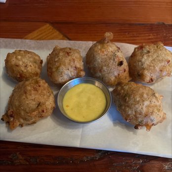 BELLYFUL - Updated May 2024 - 216 Photos & 152 Reviews - 2102 Utica Ave ...