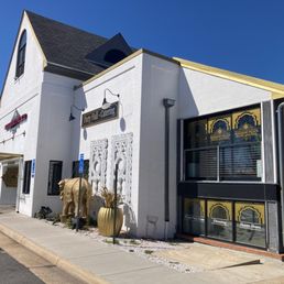 MAHARANI PALACE - Updated December 2025 - 343 Photos & 131 Reviews ...