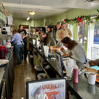 WALKER’S DINER - Updated October 2025 - 82 Photos & 71 Reviews - 307 N Main St, Farmville ...