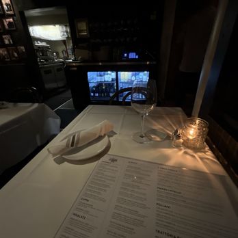 THE BOTTLE INN HERMOSA - Updated December 2024 - 371 Photos & 456 ...