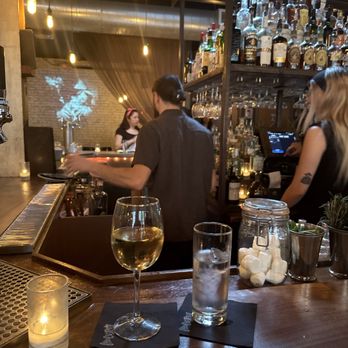 BEA - Updated May 2025 - 2709 Photos & 3072 Reviews - 403 W 43rd St ...