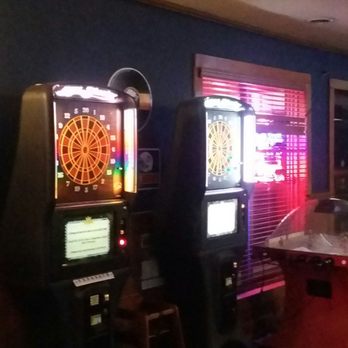 HAT TRIX BAR AND GRILL - Updated May 2024 - 27 Photos & 27 Reviews ...