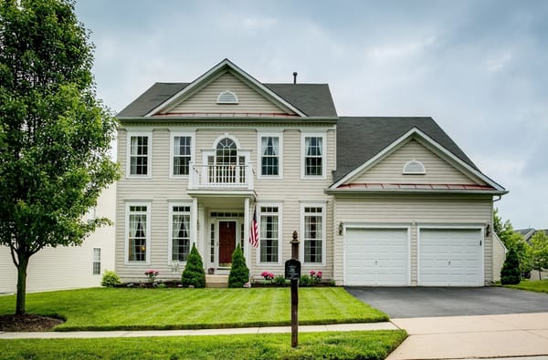 BRIAN PAKULLA - RE/MAX ADVANTAGE REALTY - Updated April 2025 - 20 ...