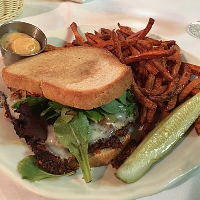 THE UNIVERSITY CLUB - 49 Photos & 12 Reviews - 803 State St, Madison ...