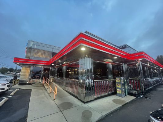 SILVER COIN DINER - Updated October 2025 - 75 Photos & 125 Reviews - 20 ...