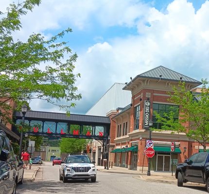 PULLMAN SQUARE - Updated September 2025 - 63 Photos - 220 9th St ...