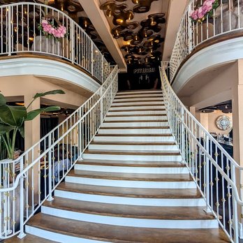 PITHARI - Updated August 2025 - 66 Photos & 36 Reviews - 1 W Main St ...