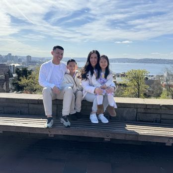 KERRY PARK - Updated December 2024 - 2064 Photos & 1043 Reviews - 211 W ...