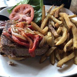 MOUNTAIN BRANCH GRILLE & PUB - Updated October 2025 - 41 Photos & 144 ...