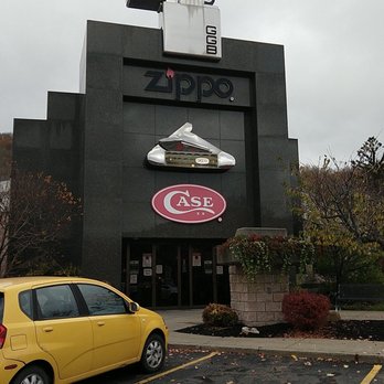 ZIPPO/CASE MUSEUM & FLAGSHIP STORE - Updated August 2024 - 142 Photos ...