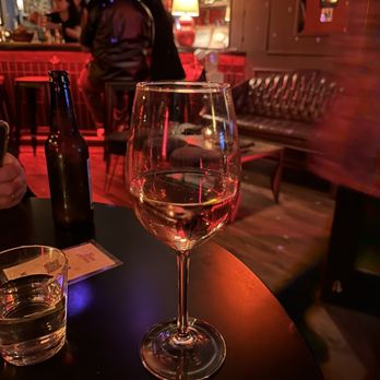 GUGU ROOM - Updated February 2025 - 427 Photos & 130 Reviews - 143 ...