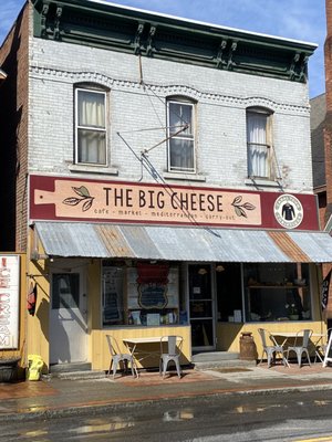 THE BIG CHEESE - Updated December 2025 - 28 Photos & 65 Reviews - 402 ...