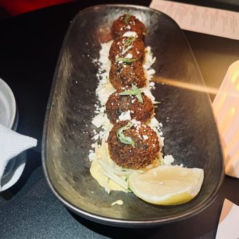 LIMESTONE ROOFTOP - 18 Photos & 10 Reviews - 68 E Ave, Austin, Texas ...