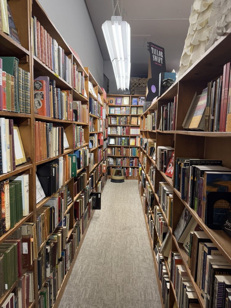 SAN MARCO BOOK STORE - Updated December 2025 - 70 Photos & 27 Reviews ...