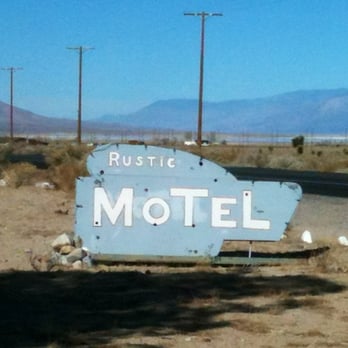RUSTIC OASIS MOTEL - Updated July 2025 - 56 Photos & 17 Reviews - 2055 ...