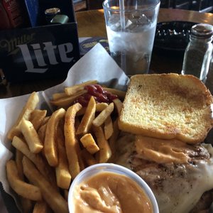 STAN MUSIAL GRILLE - 1777 Des Peres Rd, Saint Louis, Missouri ...