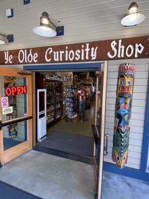 YE OLDE CURIOSITY SHOP - Updated December 2024 - 400 Photos & 225 ...
