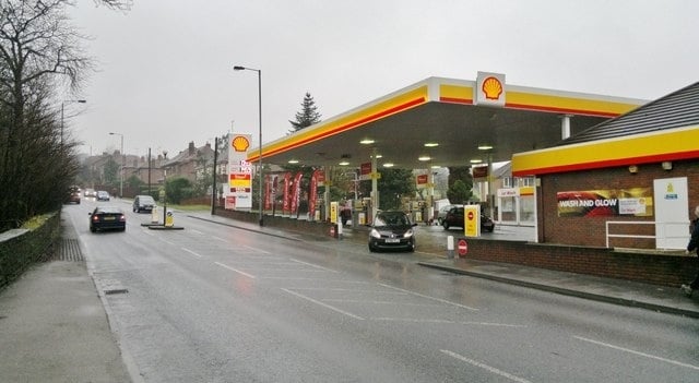 SHELL - 56 Aberford Road, Oulton, West Yorkshire, United Kingdom - Gas ...