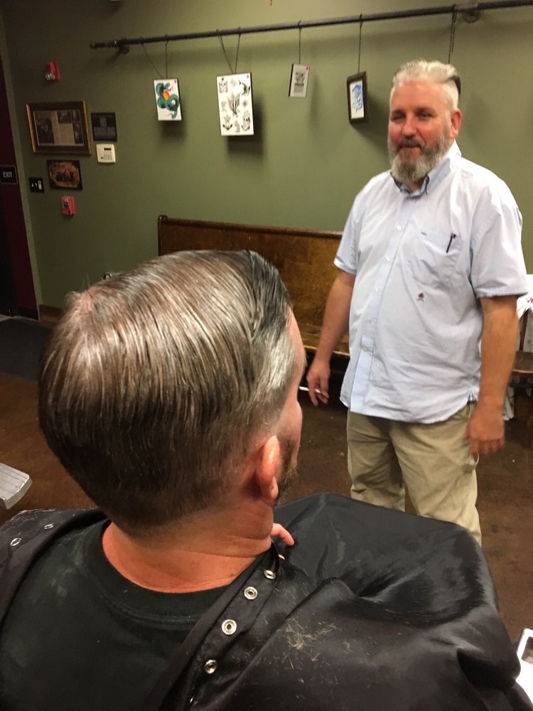 LOYALTY BARBER SHOP AND SHAVE PARLOR - Updated December 2025 - 13 ...