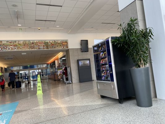 MILWAUKEE INTERMODAL STATION - Updated October 2025 - 107 Photos & 90 ...