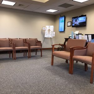 EXCELA SQUARE AT NORWIN - Updated March 2025 - 13 Reviews - 8775 Norwin ...