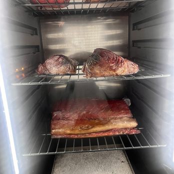 TOP ROE - Updated January 2025 - 96 Photos & 24 Reviews - 120 W 5th St ...