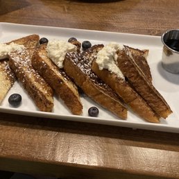 WEST VILLAGE TAVERN - Updated December 2025 - 88 Photos & 90 Reviews ...