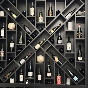 UNWINE’D - Updated October 2025 - 13 Photos & 12 Reviews - 260 E Broad ...