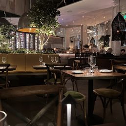 TRADE - Updated December 2025 - 545 Photos & 721 Reviews - 540 Atlantic ...