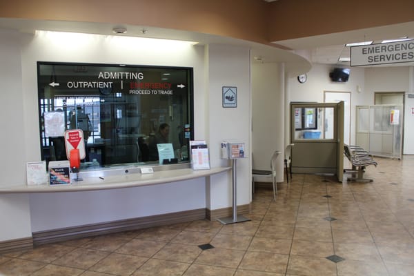 HI-DESERT MEDICAL CENTER - Updated December 2025 - 24 Photos & 127 ...