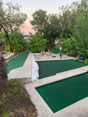 COOL CREST MINIATURE GOLF COURSE - Updated August 2025 - 146 Photos ...