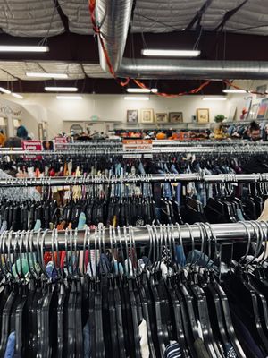 SOUTHERN OREGON GOODWILL - Updated October 2025 - 14 Photos & 14 ...